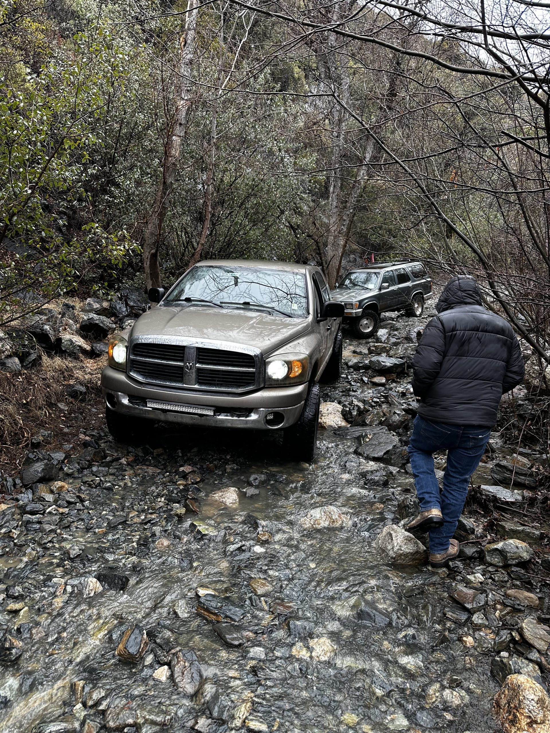 Toyota 4Runner lost power and needed extraction - Offroad Portal