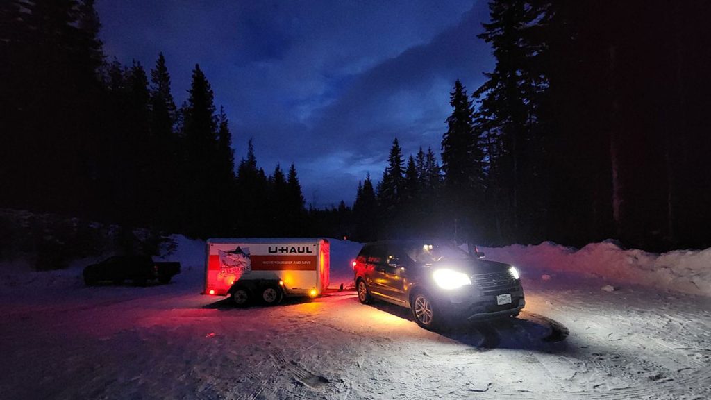 Stuck on a hill with a loaded trailer - Offroad Portal