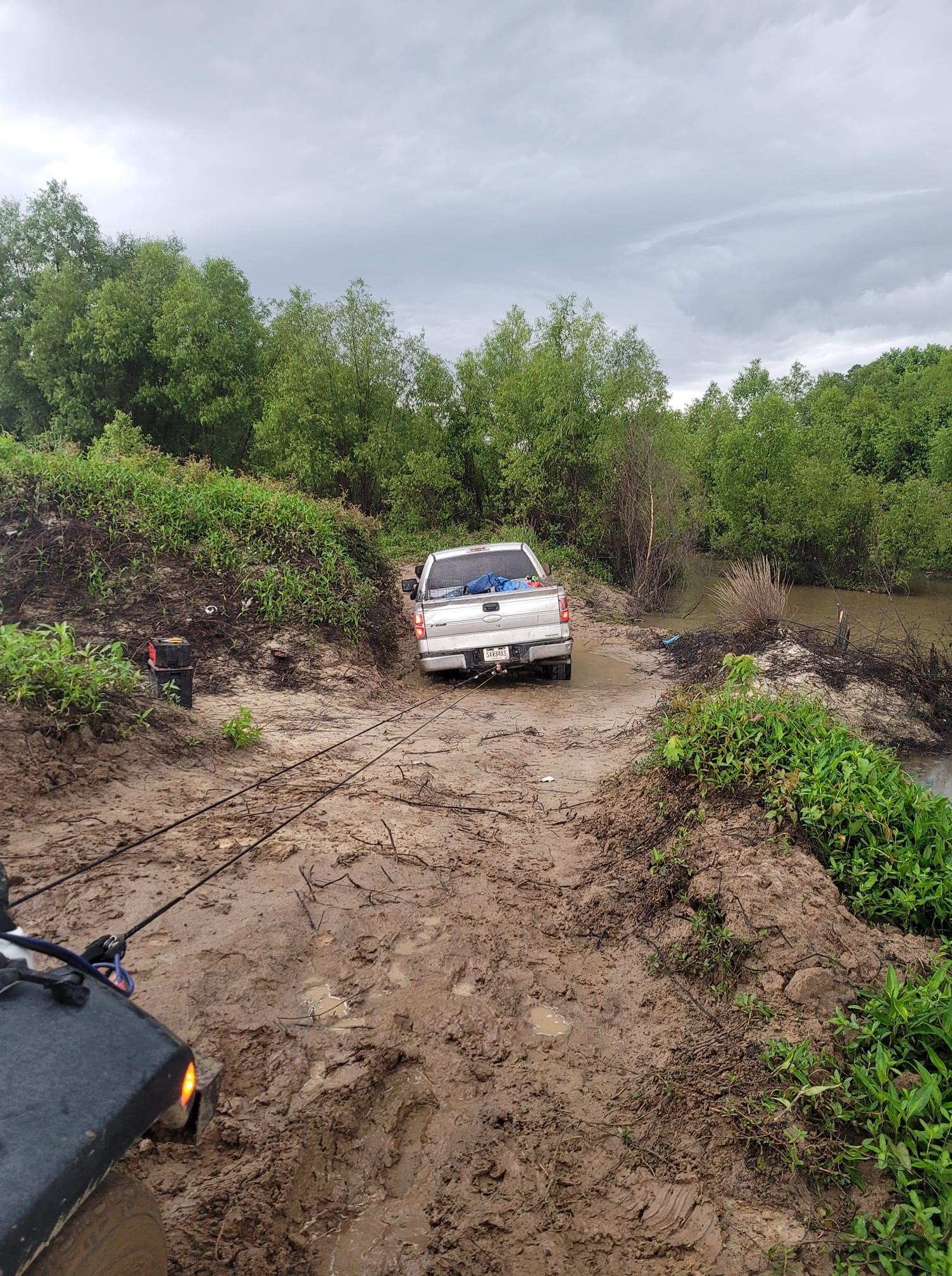 Stuck in a truck for 3 days - Offroad Portal