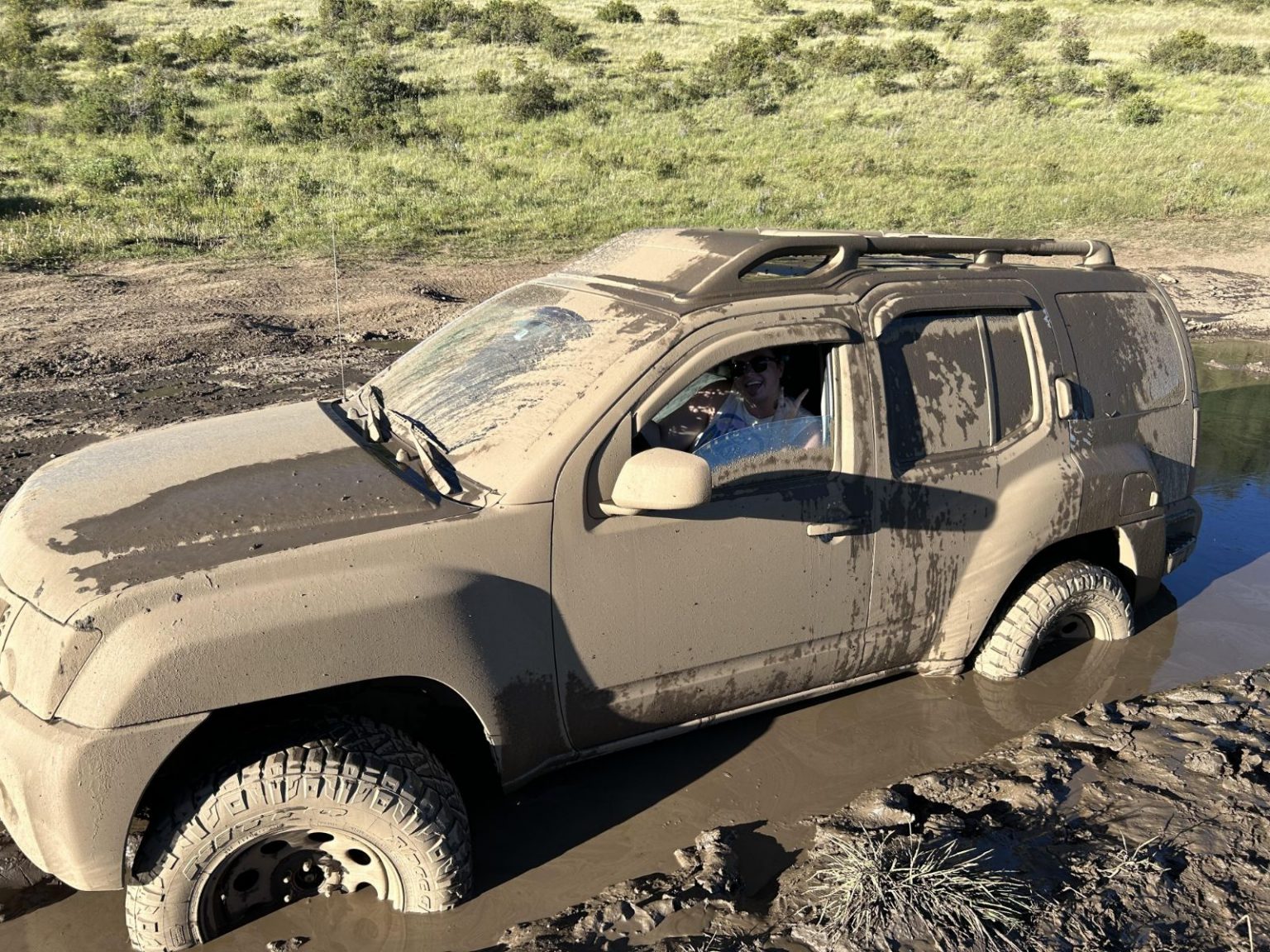 Vehicle stuck in a mud hole - Offroad Portal