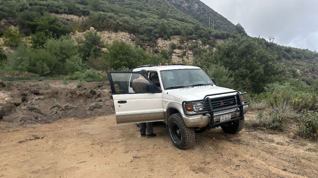Engine trouble & stuck at the bottom... - Offroad Portal